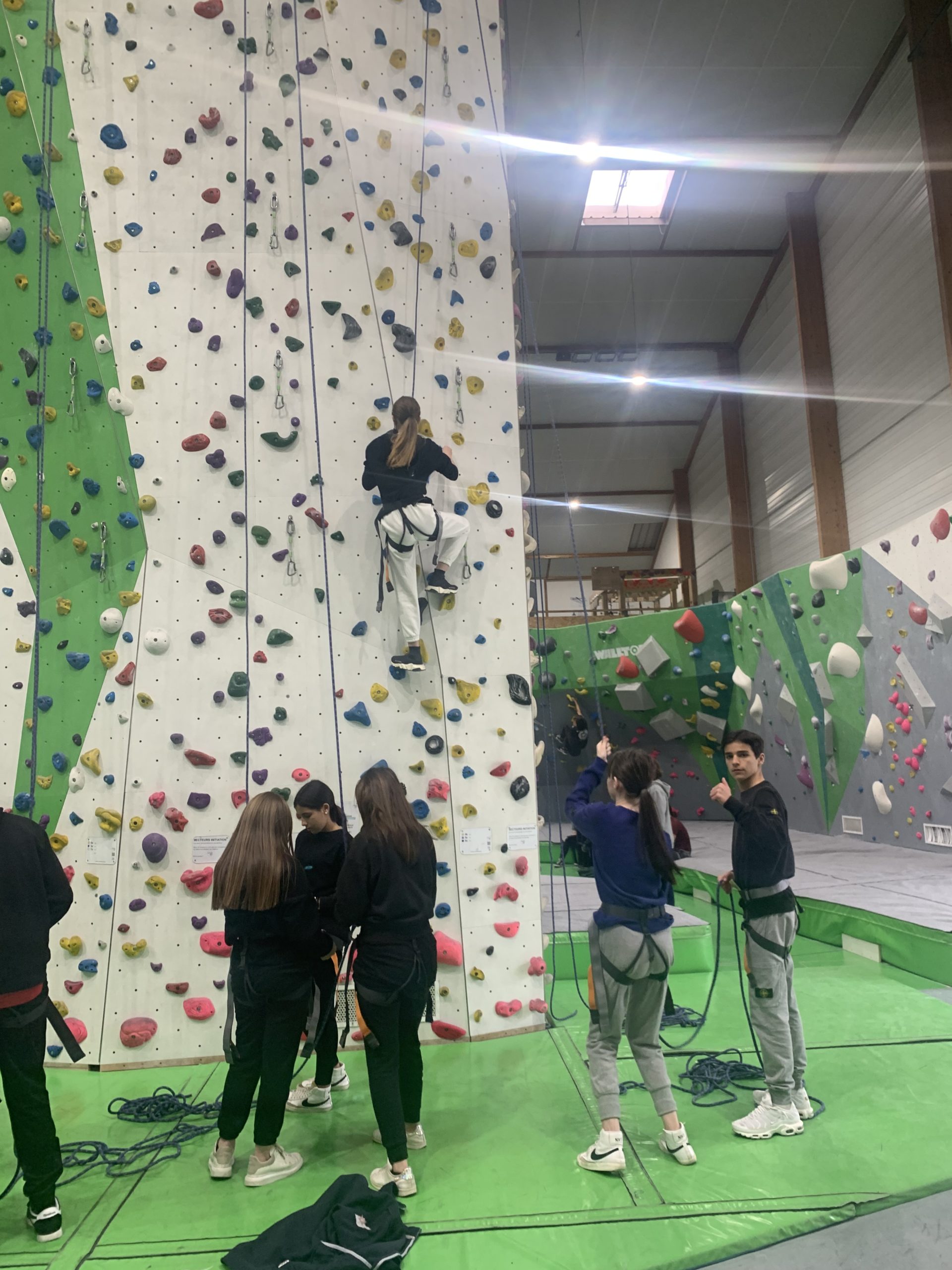 ACTIVITE EPS ESCALADE EN TROISIEME – Blog'IST